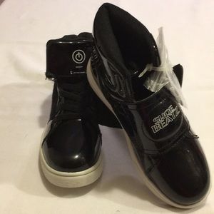 Shoe Beatz | Shoes | Beatz Childrens Bluetooth Tennis Shoe New Sz 2 ...